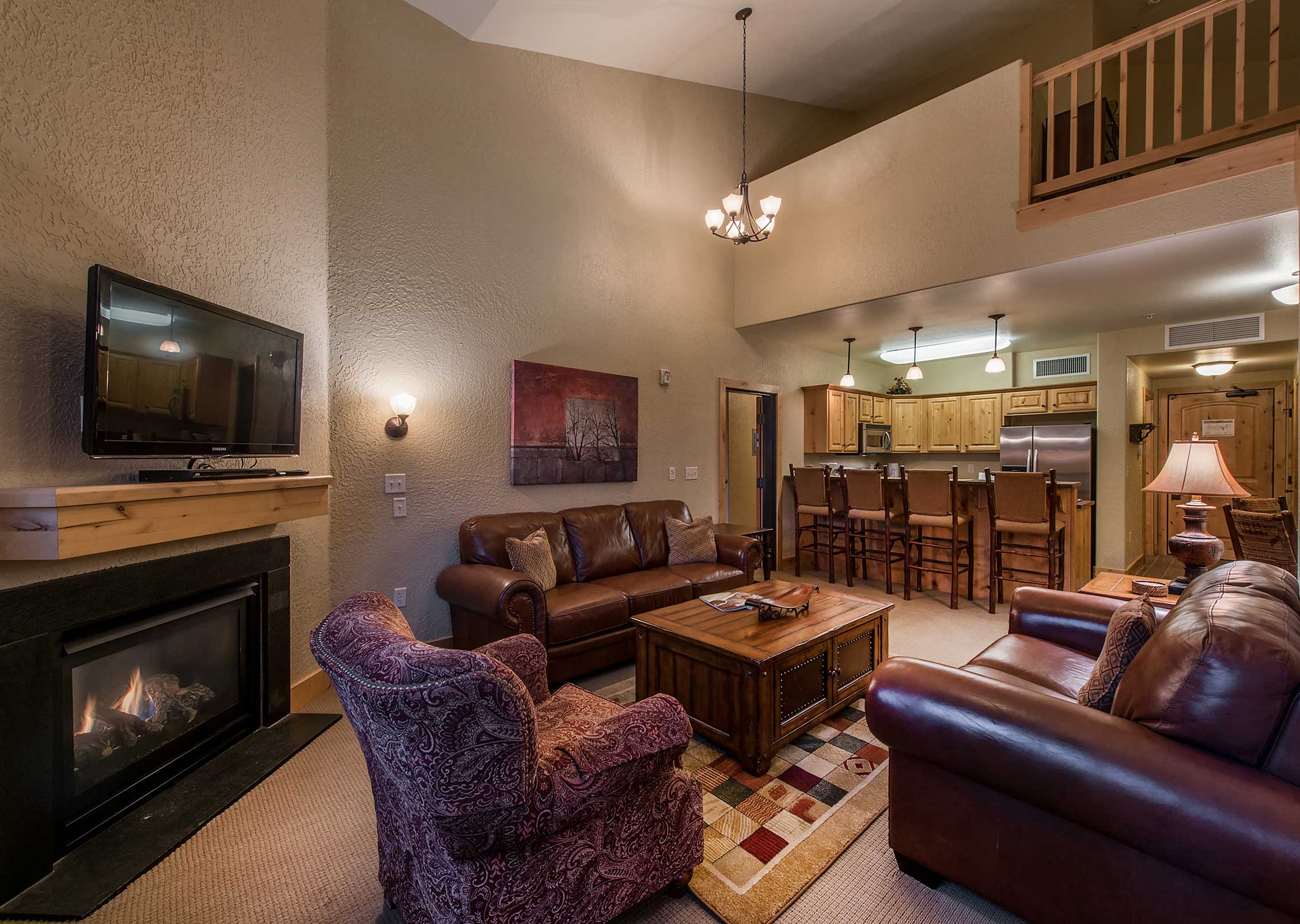 Reserve a Stay at the Silverado Lodge | All Seasons Resort Lodging